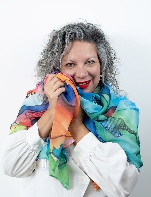 תדרים: פריטי אומנות שימושית המבוססים על תדרים של גלי לשם